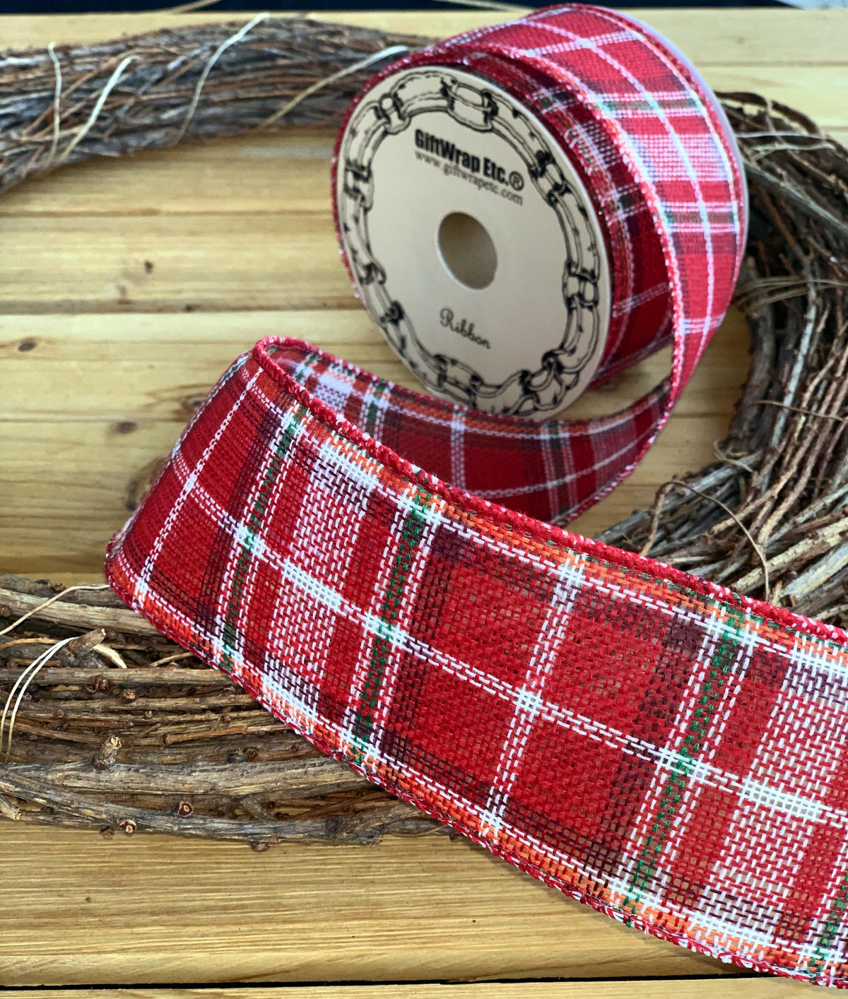 Vintage Christmas Plaid Wired Ribbon - 2 1/2 Inch x 10 Yards, Red, Gre ...
